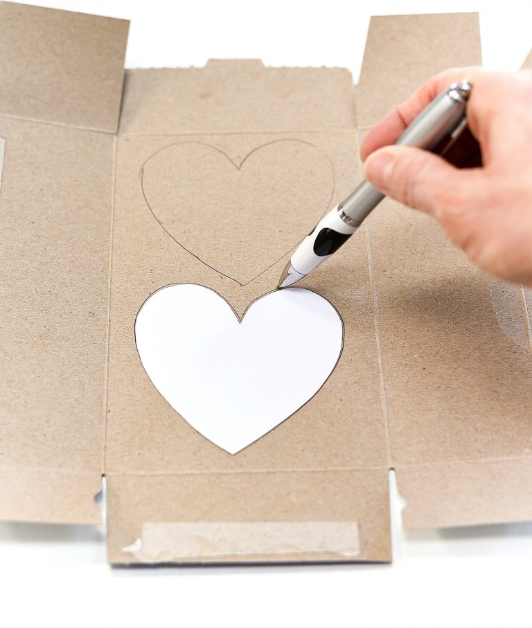 Yarn Wrapped Hearts - It All Started With Paint