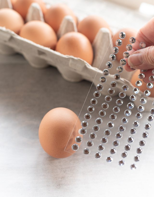How To Decorate Easter Eggs with Rhinestones, Pearls & Flowers - It All Started With Paint