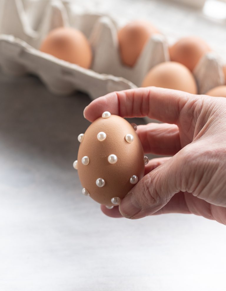 How To Decorate Easter Eggs with Rhinestones, Pearls & Flowers - It All Started With Paint