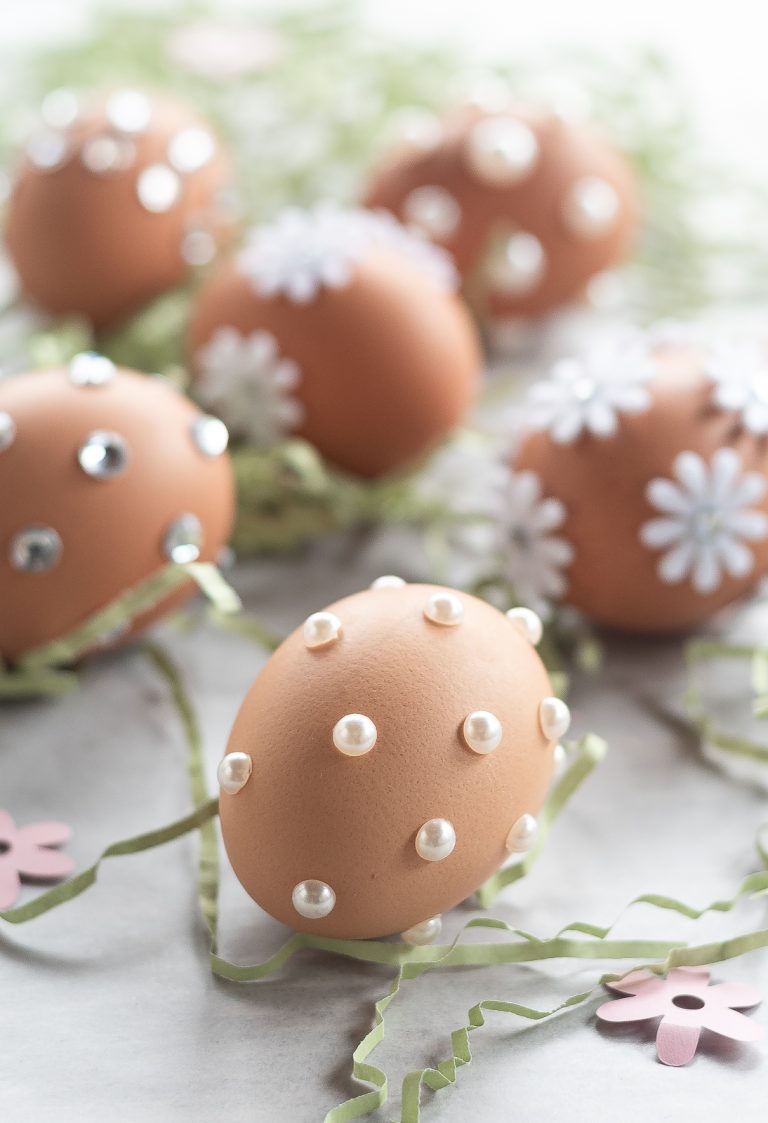 How To Decorate Easter Eggs with Rhinestones, Pearls & Flowers - It All Started With Paint