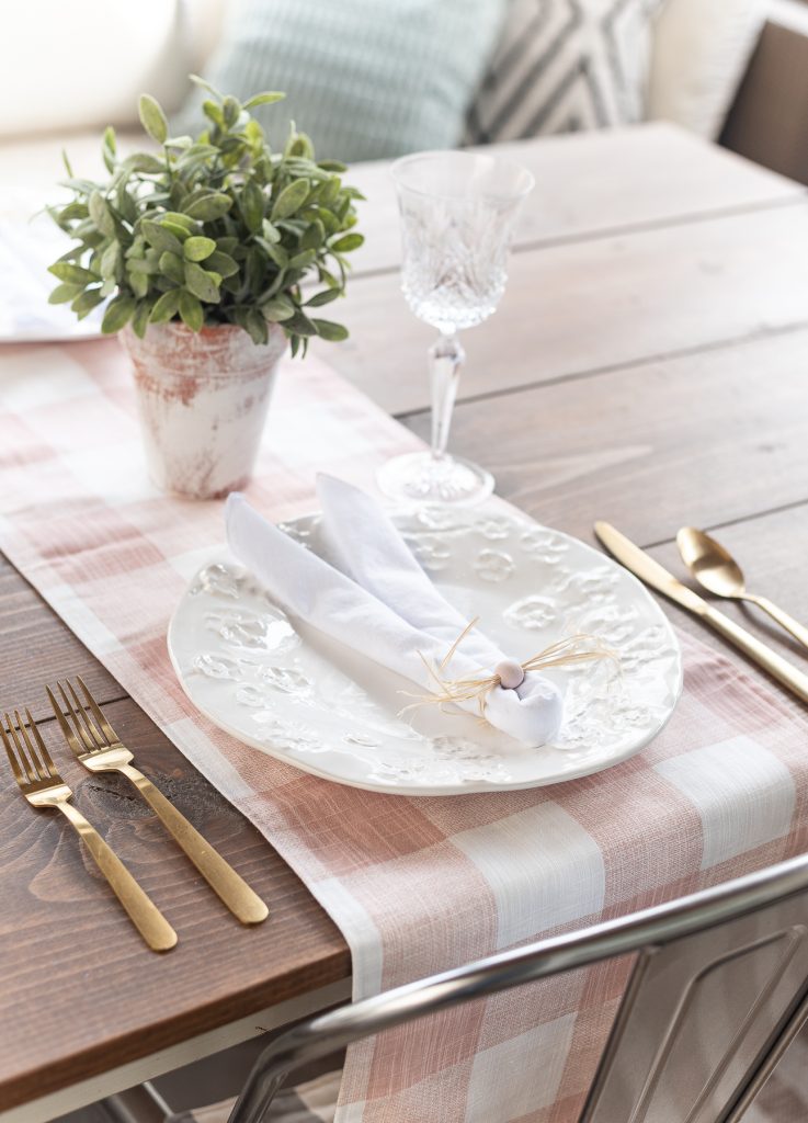Easter Craft, Decor & Table Setting Ideas - It All Started With Paint