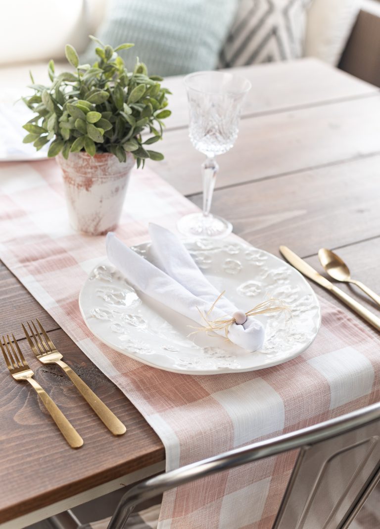 Easter Craft, Decor & Table Setting Ideas - It All Started With Paint